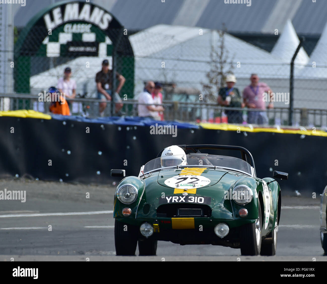 Christopher Wilks, Mark Ellis, Mark Daniell, MG A Twin Cam, Plateau 3 ...
