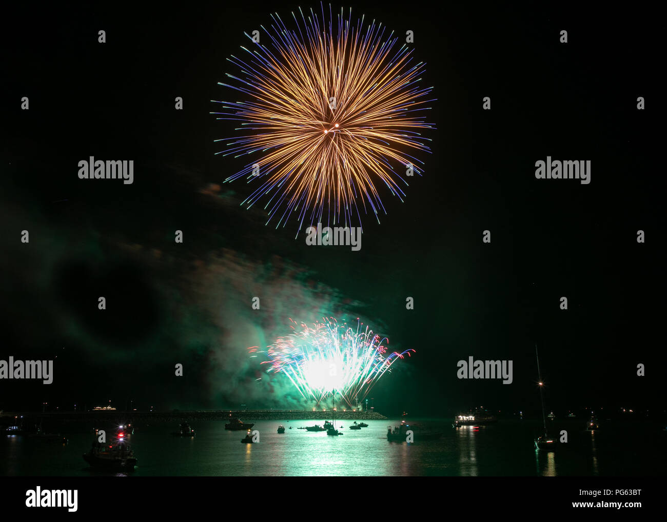 Pheonix fireworks hi-res stock photography and images - Alamy