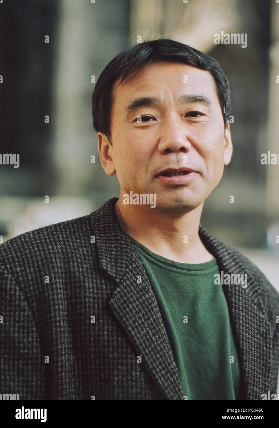 Haruki murakami hi-res stock photography and images - Alamy