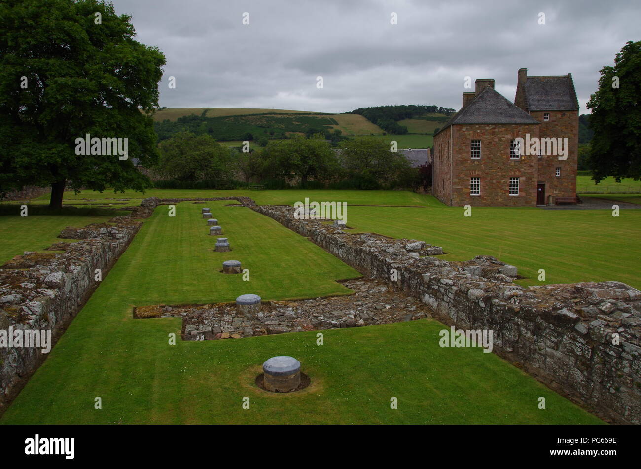Borders abbey way hi-res stock photography and images - Alamy
