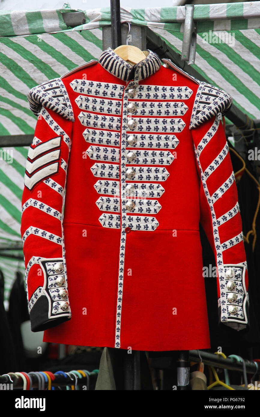British army uniform red coat hi-res stock photography and images - Alamy