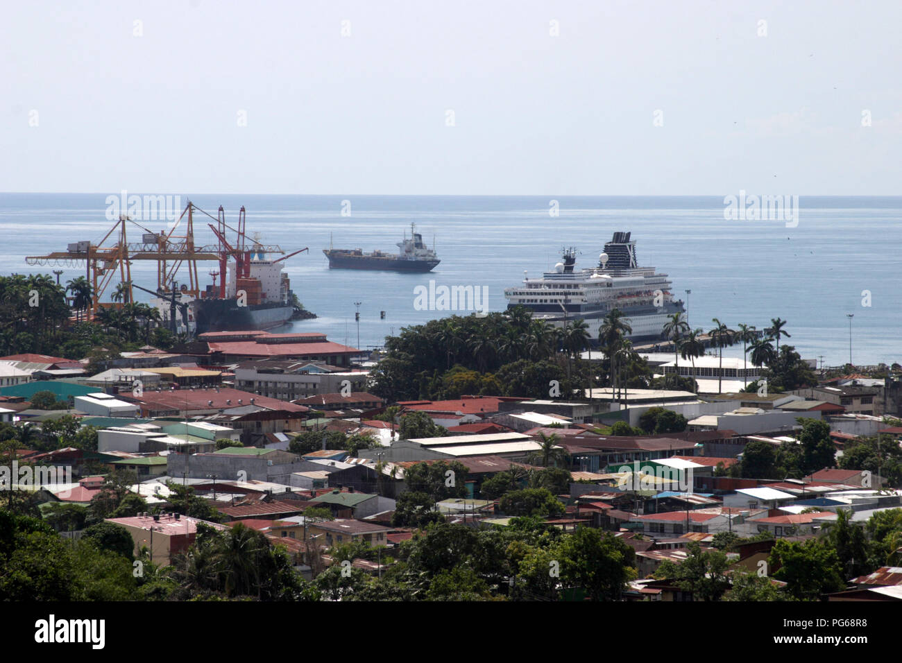Puerto Limón contains two port terminals, Limón and Moín, which permit ...