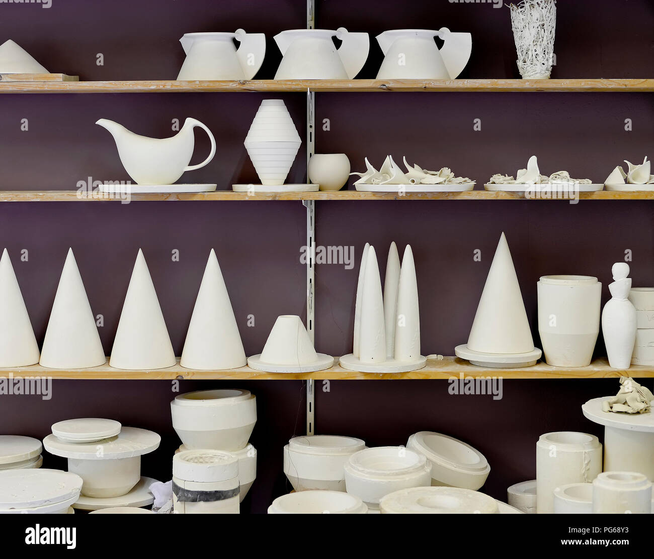 Industry porcelain production in hi-res stock photography and images ...