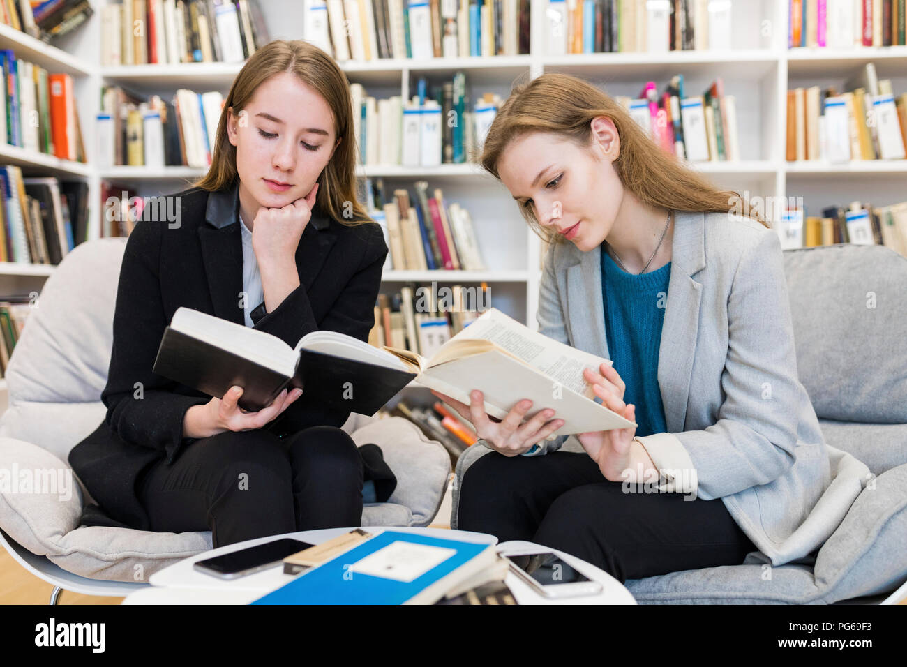 Mobile Library Children High Resolution Stock Photography and Images ...