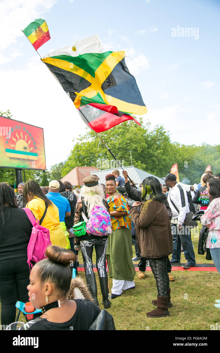 Jamaican crowd hi-res stock photography and images - Alamy