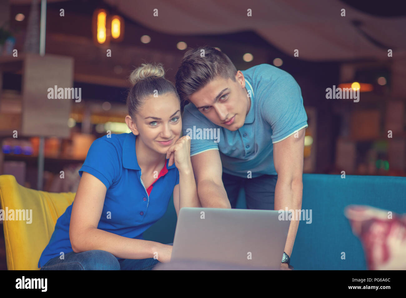 Comparing two documents hi-res stock photography and images - Alamy
