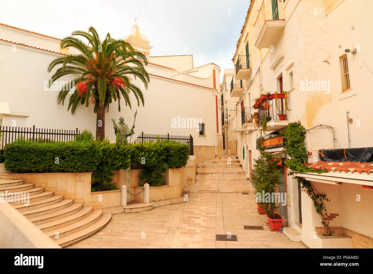 Italy, Foggia, Apulia, SE Italy, Gargano National Park, Vieste Stock ...