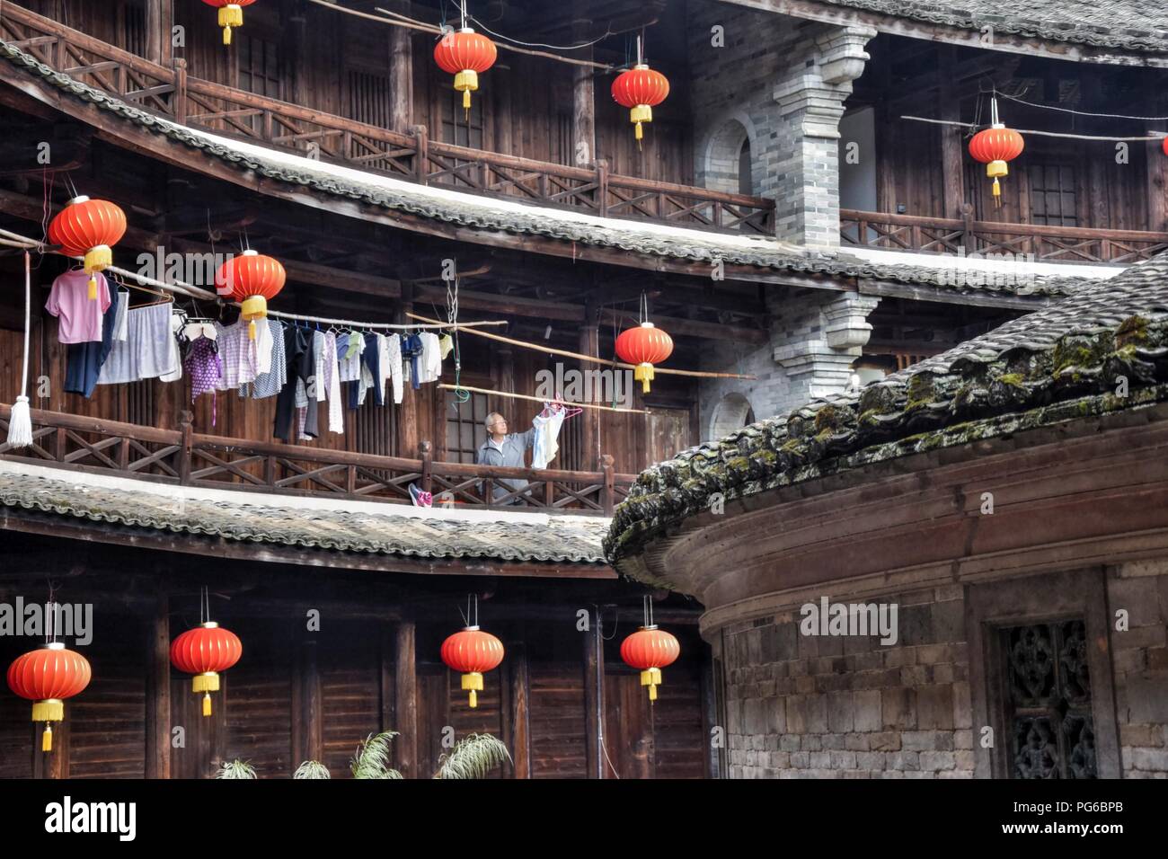 Chinese roundel hi-res stock photography and images - Alamy