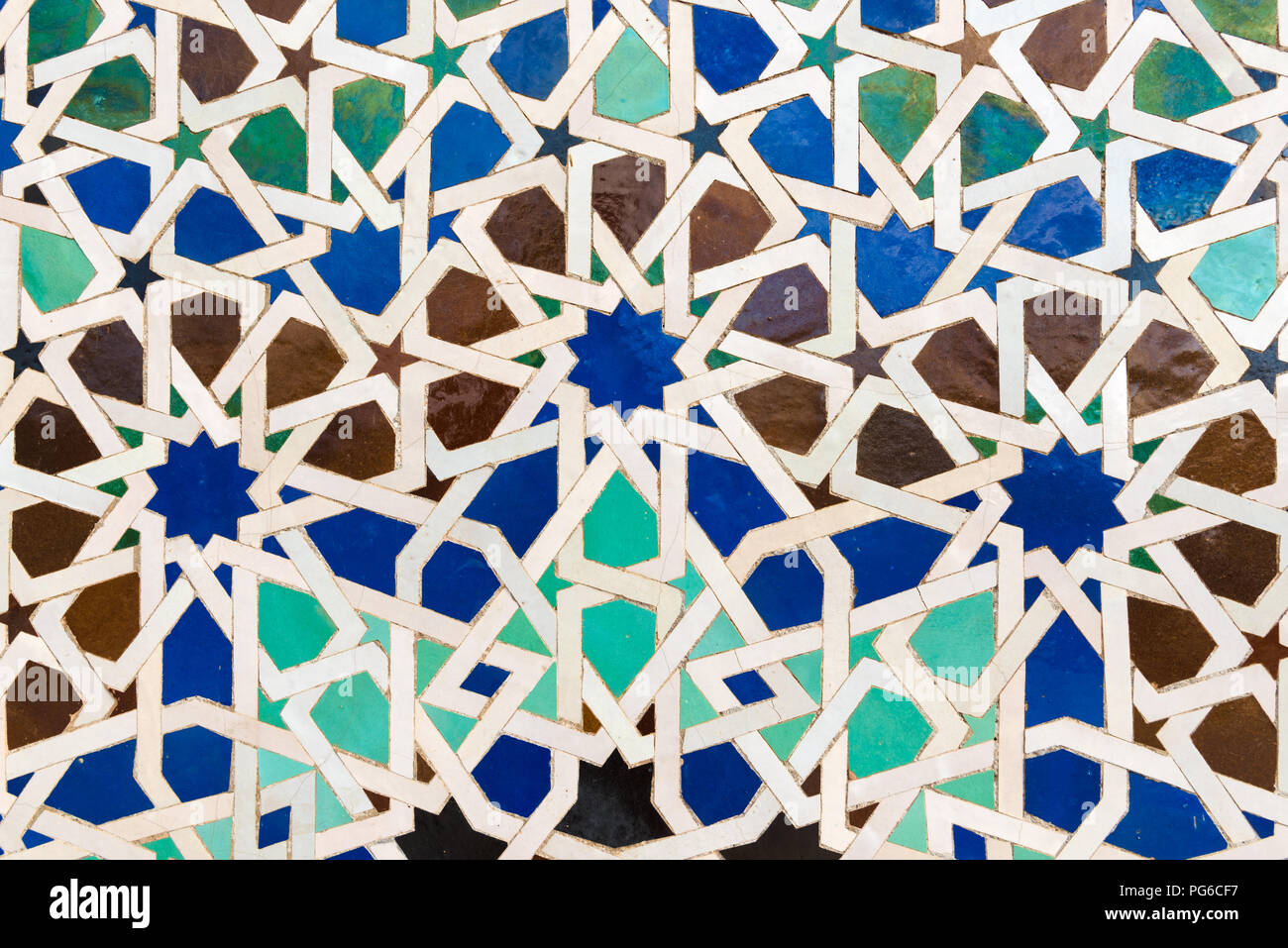 Islamic geometric patterns hi-res stock photography and images - Alamy