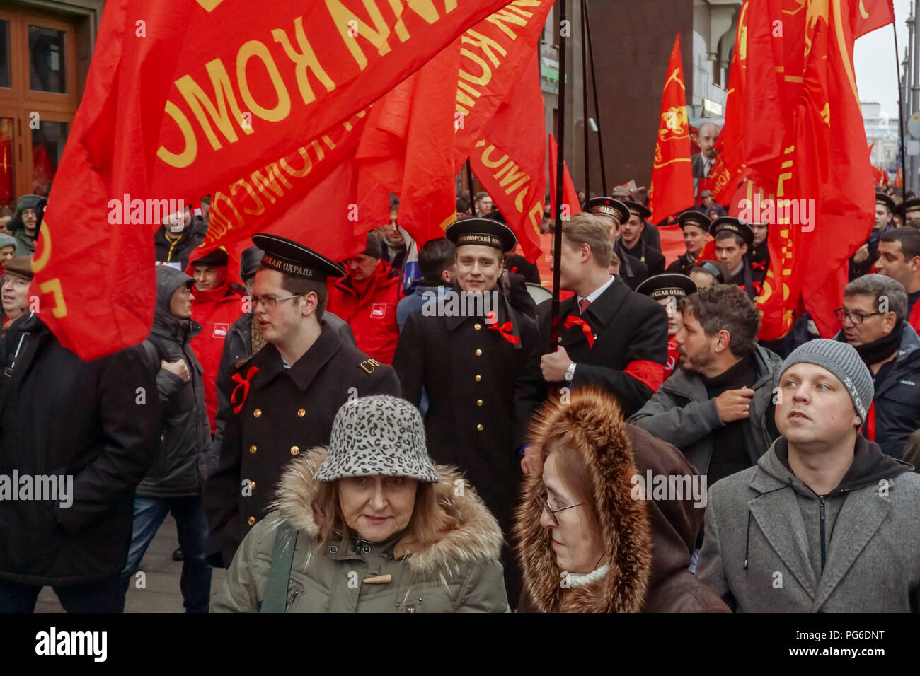 Stalin soviet parade hi-res stock photography and images - Alamy