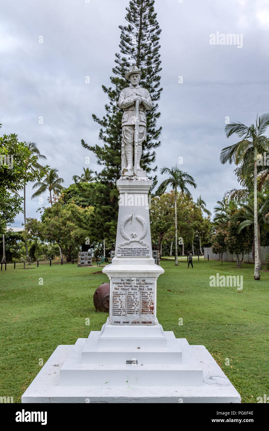 Douglas war memorial hi-res stock photography and images - Alamy