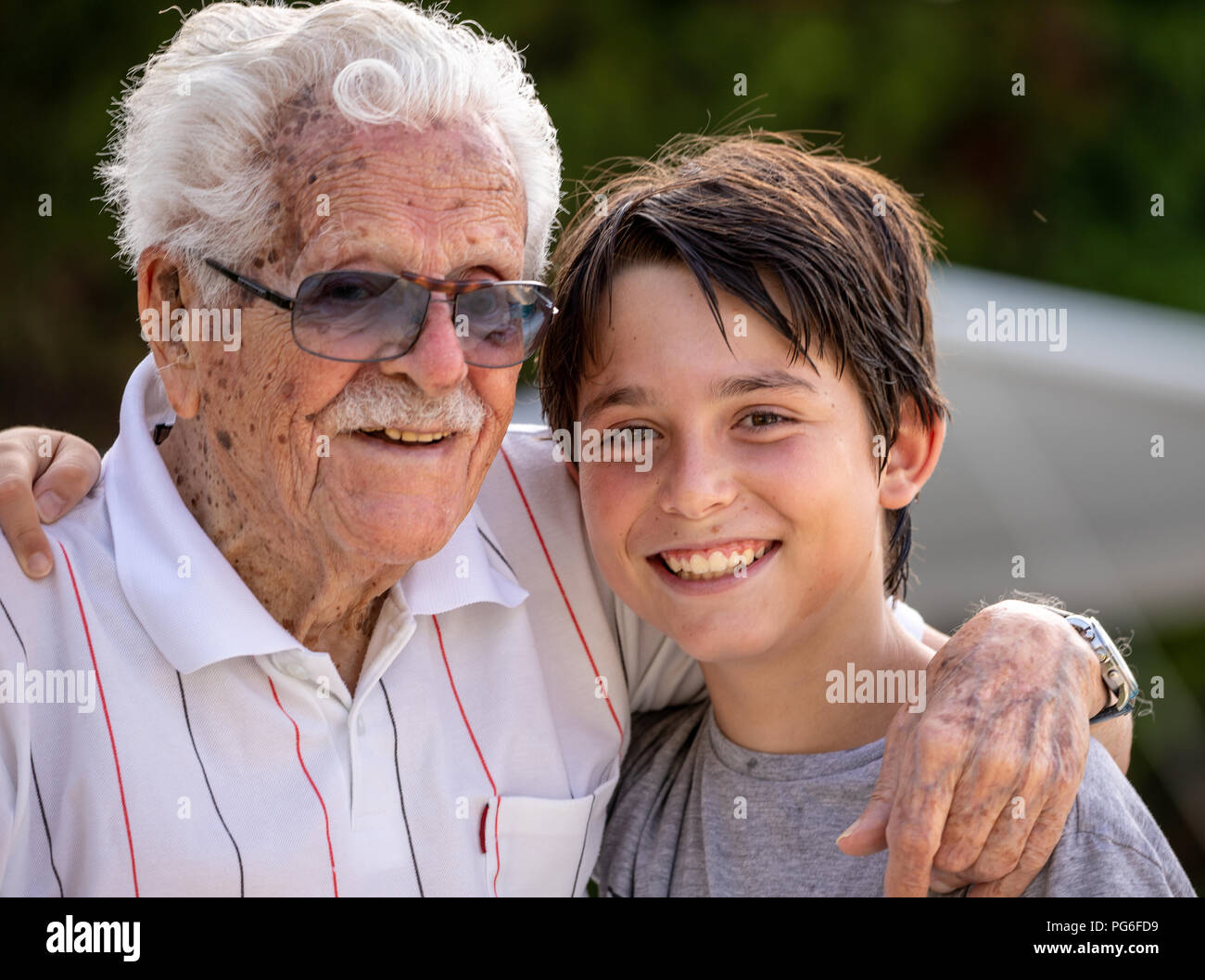 Grandchildren hi-res stock photography and images - Alamy