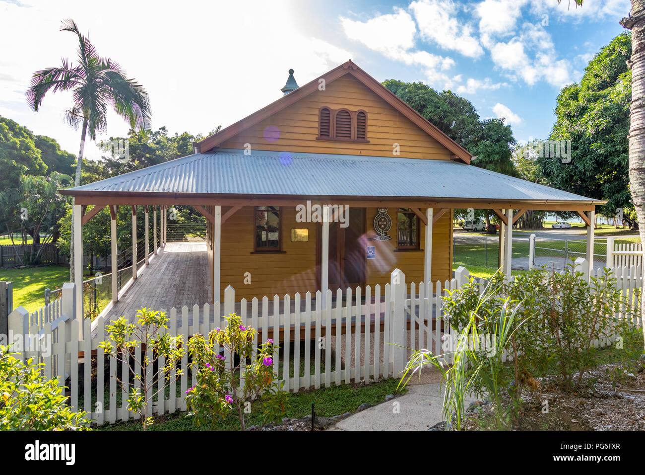 View of old Australian courthouse museum Stock Photo - Alamy