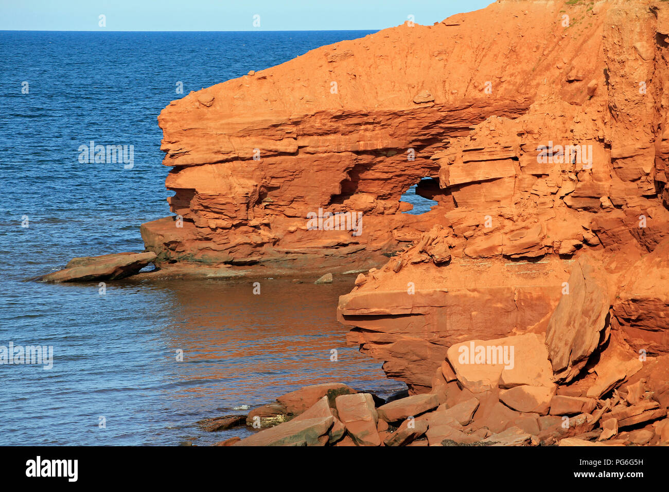 Red sandstone cliffs at thunder hole Prince Edward Iseland, Canada ...