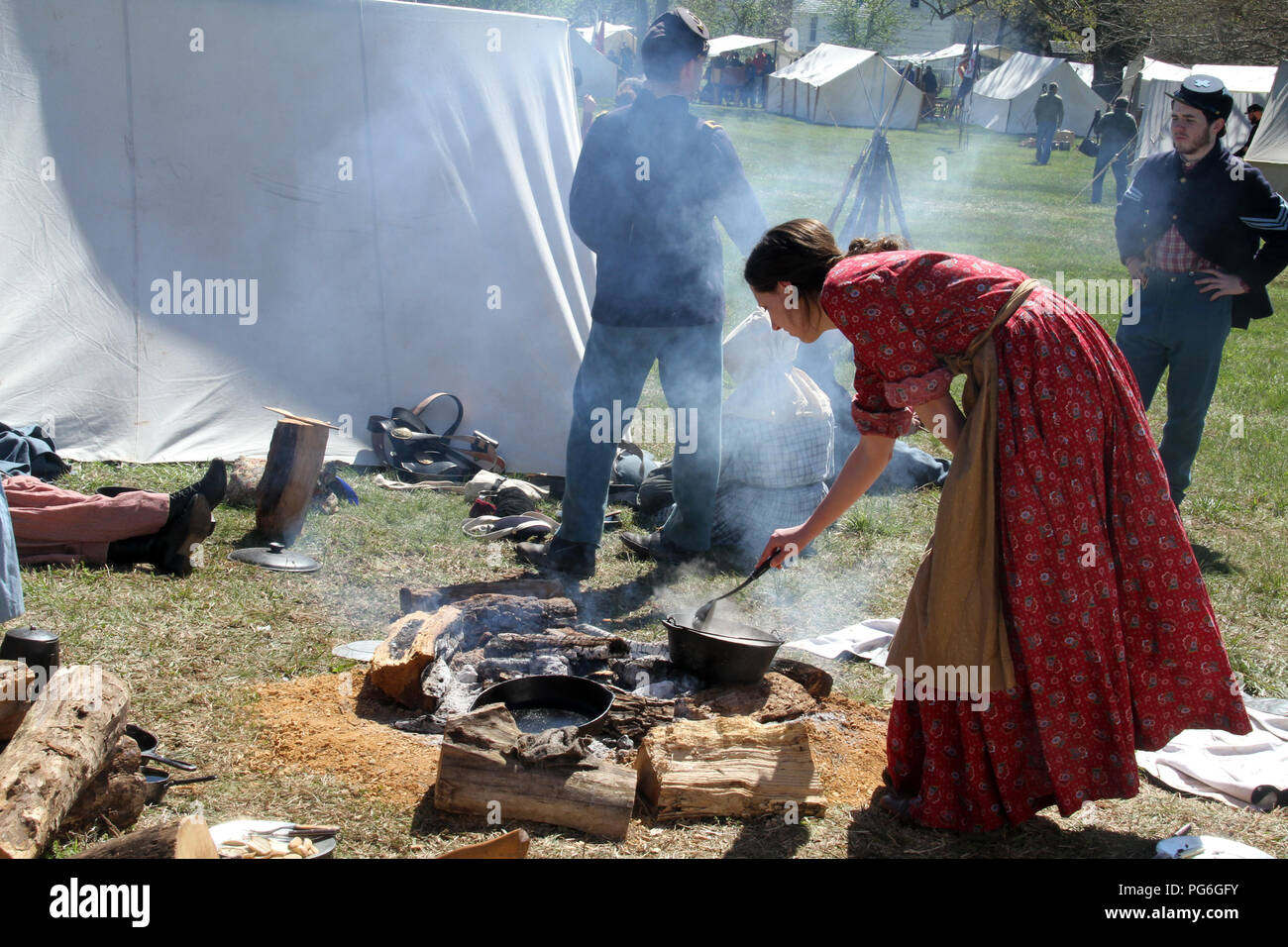 Cooking 1800s hi-res stock photography and images - Alamy
