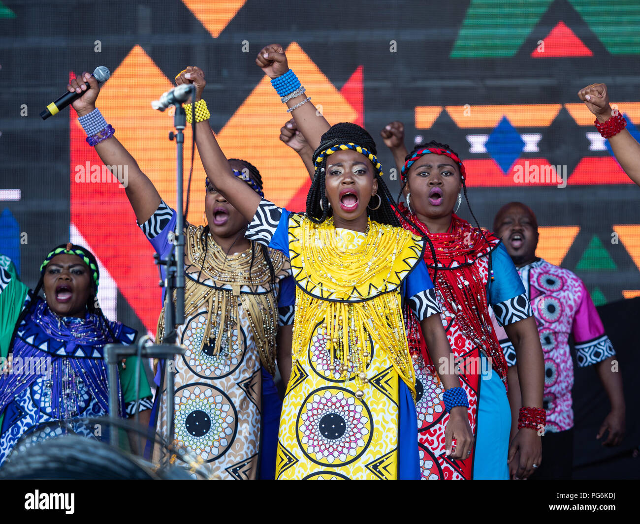 Nelson Mandela Music Tribute in Praia do Aterro, Portugal Featuring ...