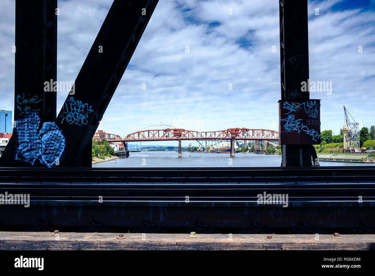 Bascule truss bridge hi-res stock photography and images - Alamy