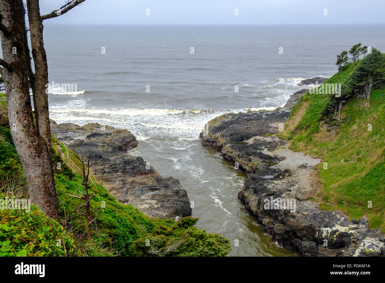 Devil's Churn at Cape Perpetua scenic area, Oregon, USA Stock Photo - Alamy