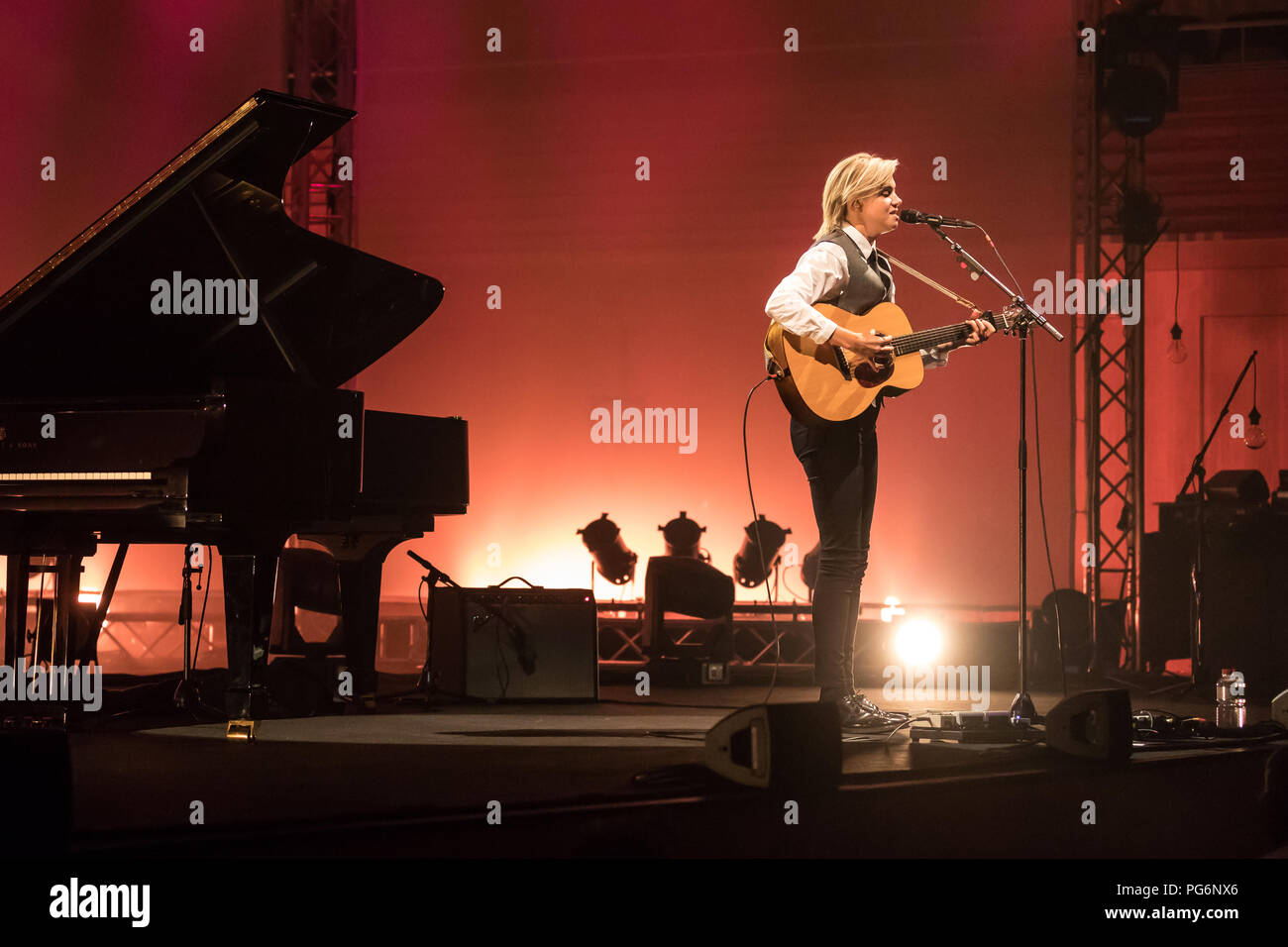 Anna ternheim hi-res stock photography and images - Alamy