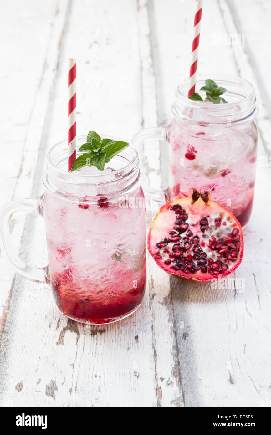 Pomegranate juice and mint juice hi-res stock photography and images ...