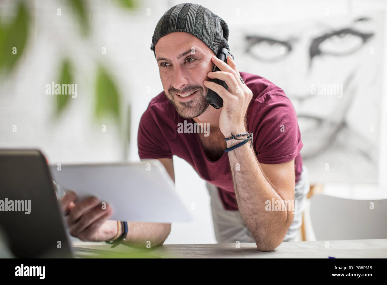 Artists delight hi-res stock photography and images - Alamy