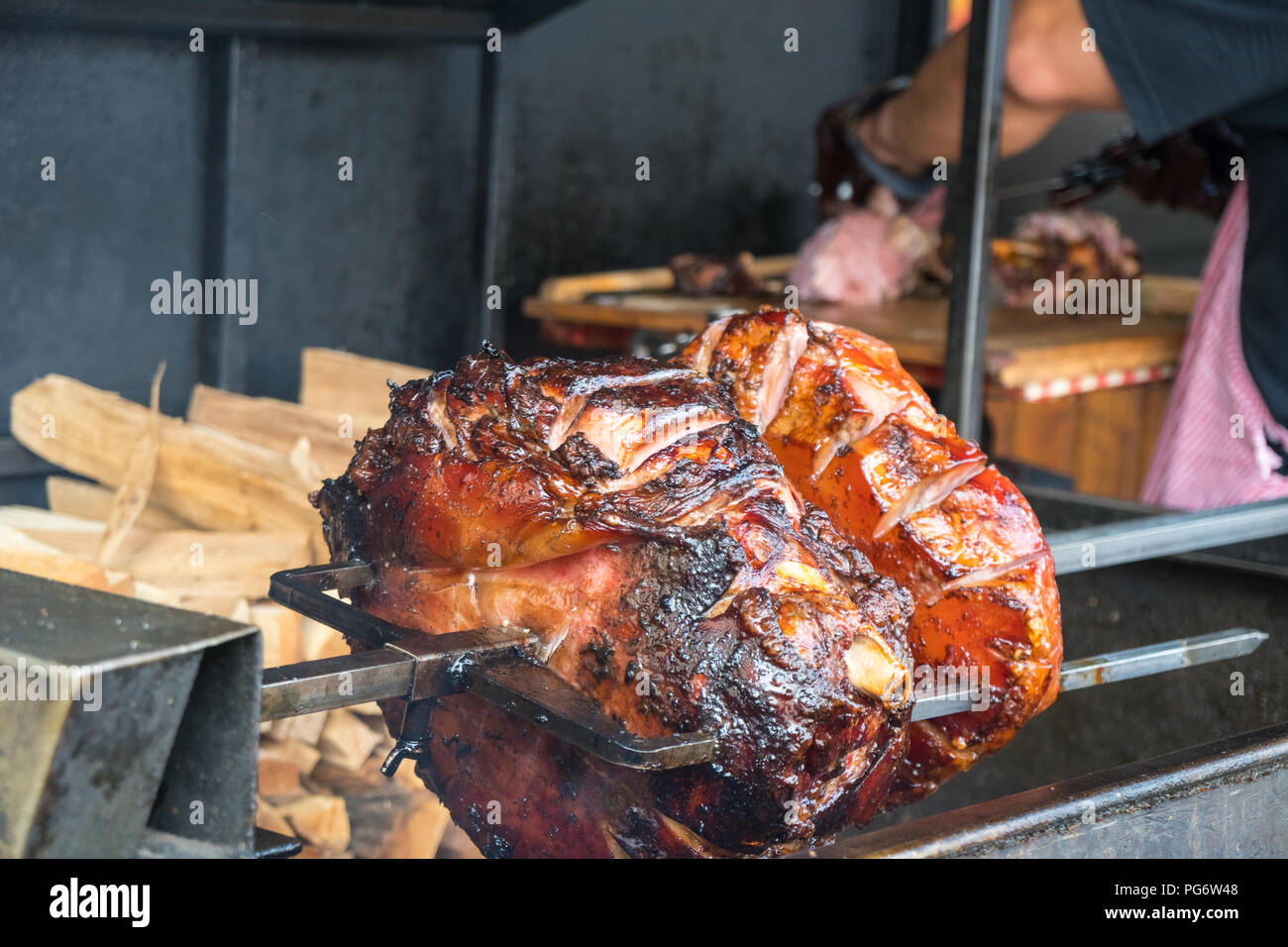 Pigs leg hi-res stock photography and images - Alamy