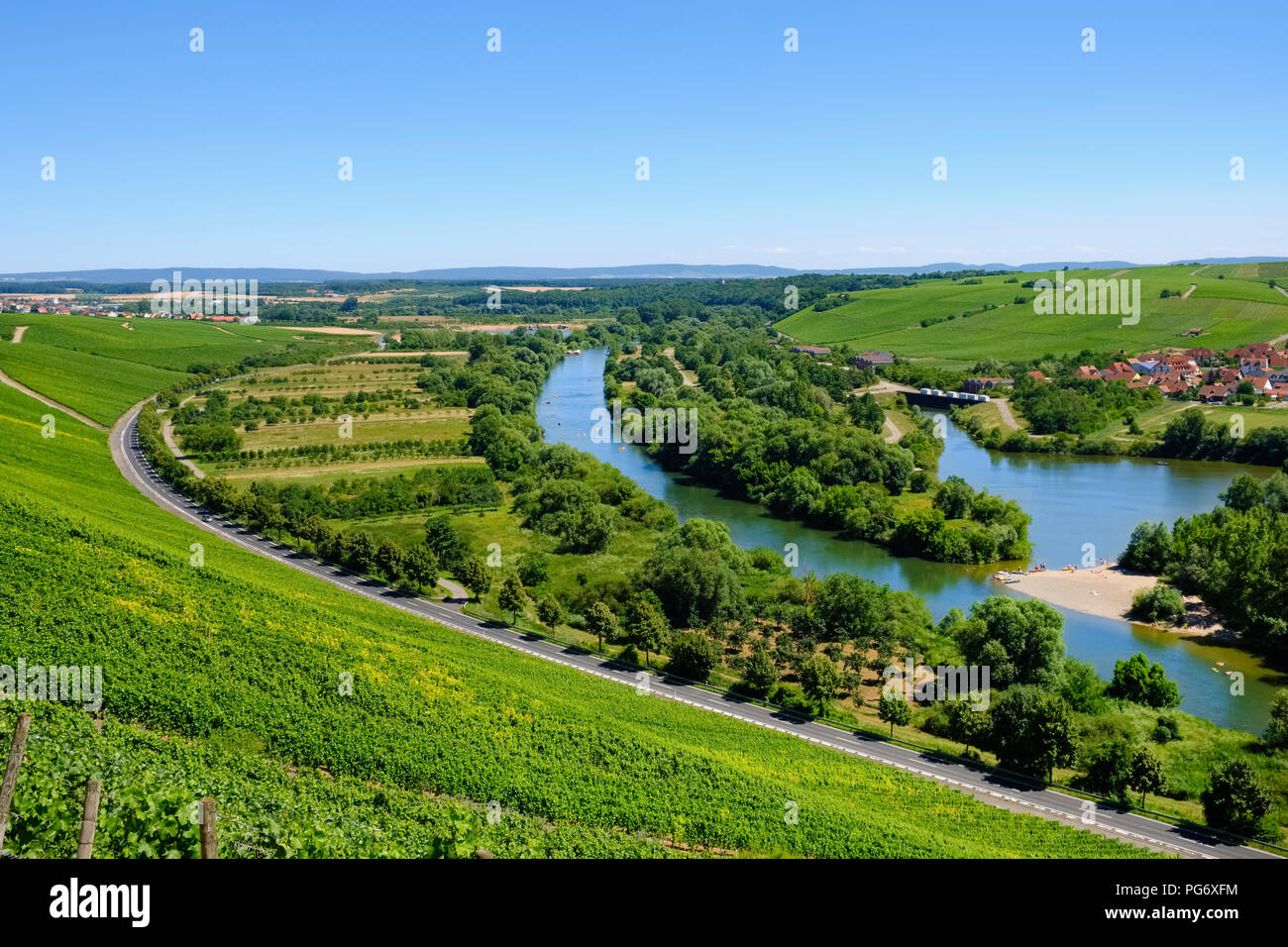 Germany, Bavaria, Franconia, Main river loop at the Old Main river ...