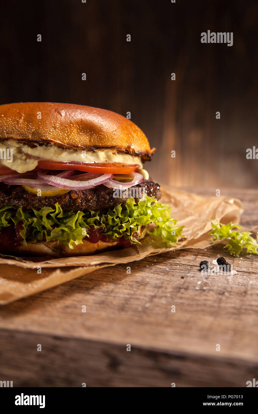 Hamburger roll hi-res stock photography and images - Alamy
