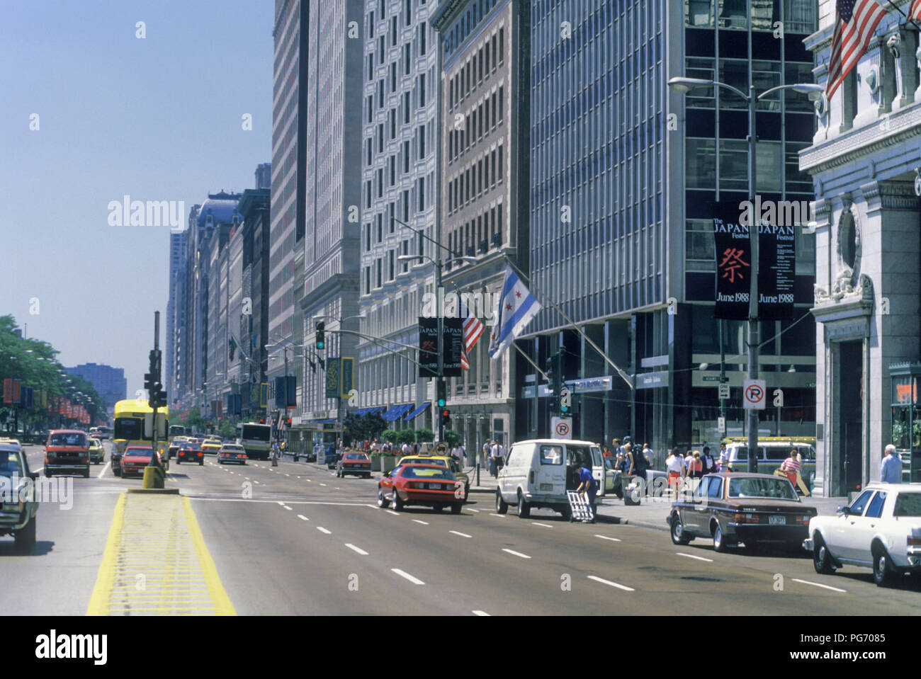1988 HISTORICAL STREET SCENE MICHIGAN AVENUE CHICAGO ILLINOIS USA Stock ...