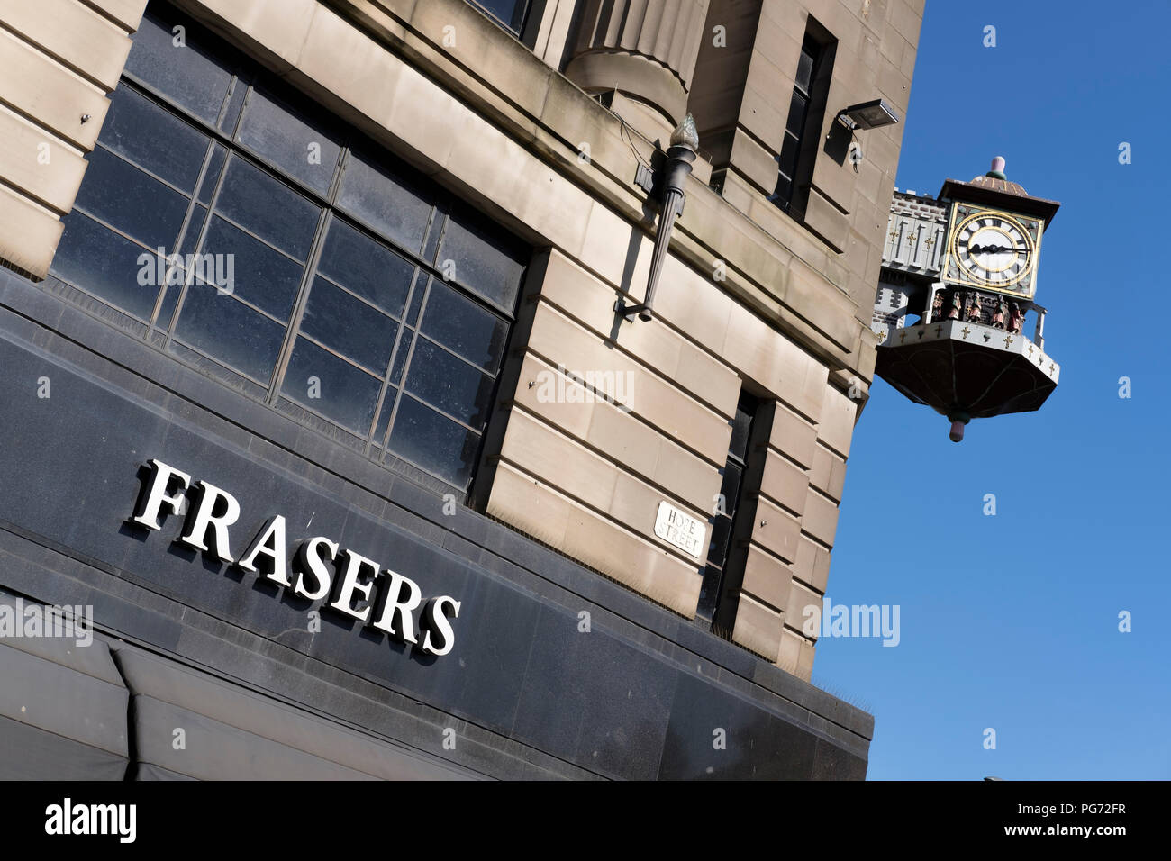 Department store edinburgh hi-res stock photography and images - Alamy