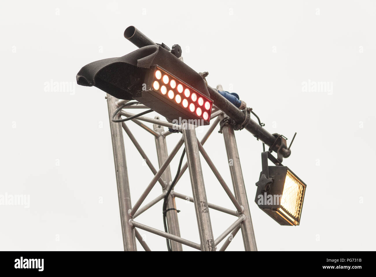 Searchlights sky hi-res stock photography and images - Alamy