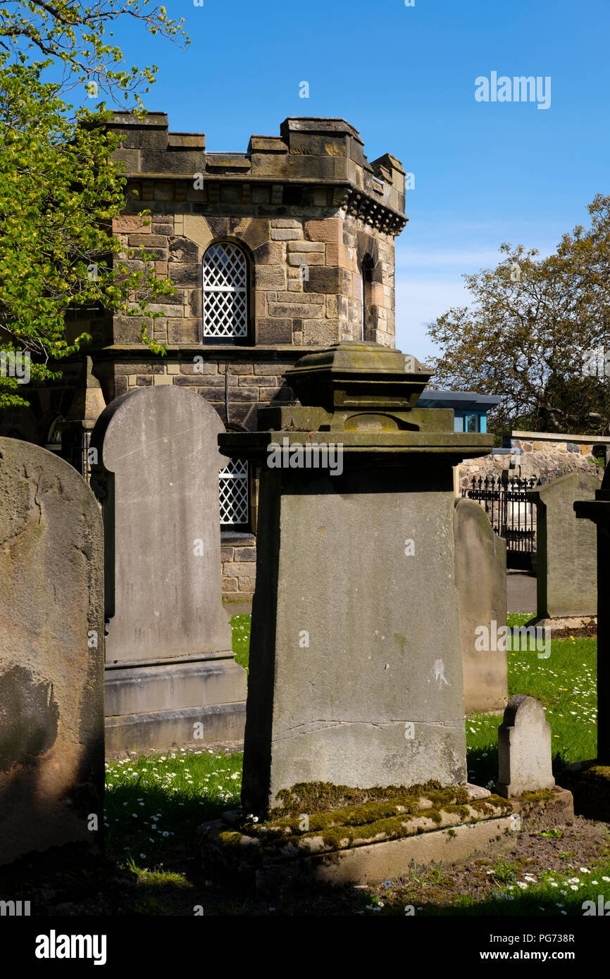 Duddingston church hi-res stock photography and images - Alamy