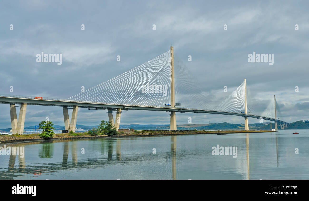 NEW FORTH ROAD BRIDGE QUEENSFERRY CROSSING THE BRIDGE IN EARLY MORNING ...