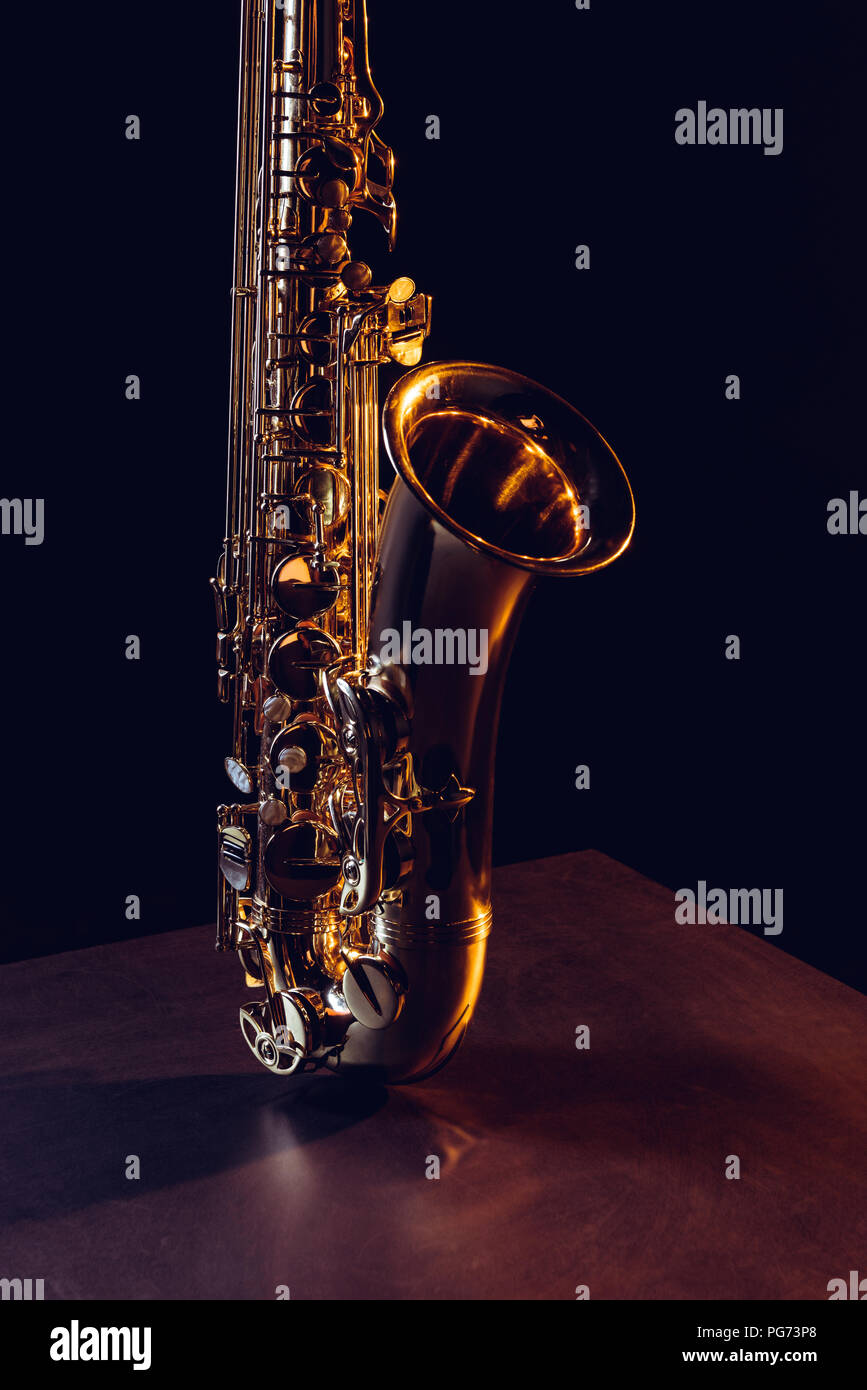 Professional sax hi-res stock photography and images - Alamy