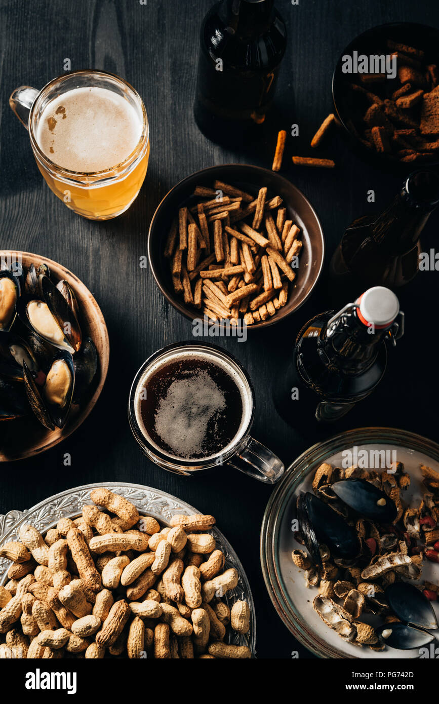 Beer and snacks set hi-res stock photography and images - Alamy