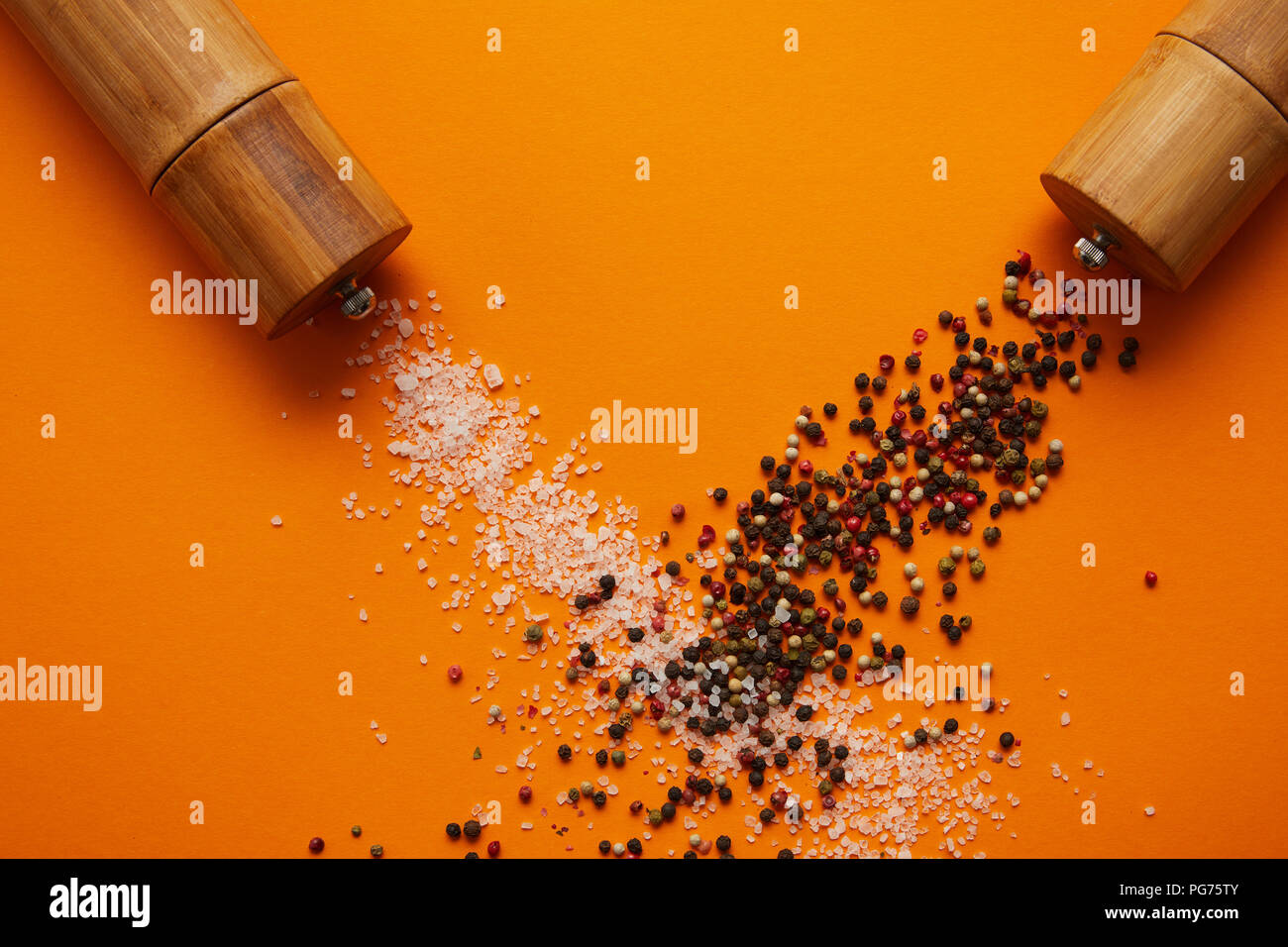 Spice containers hi-res stock photography and images - Alamy