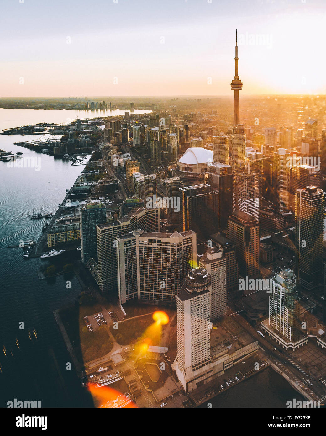 City drone shots hi-res stock photography and images - Alamy