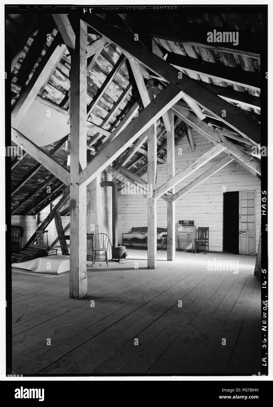 Framing artwork Black and White Stock Photos & Images - Alamy