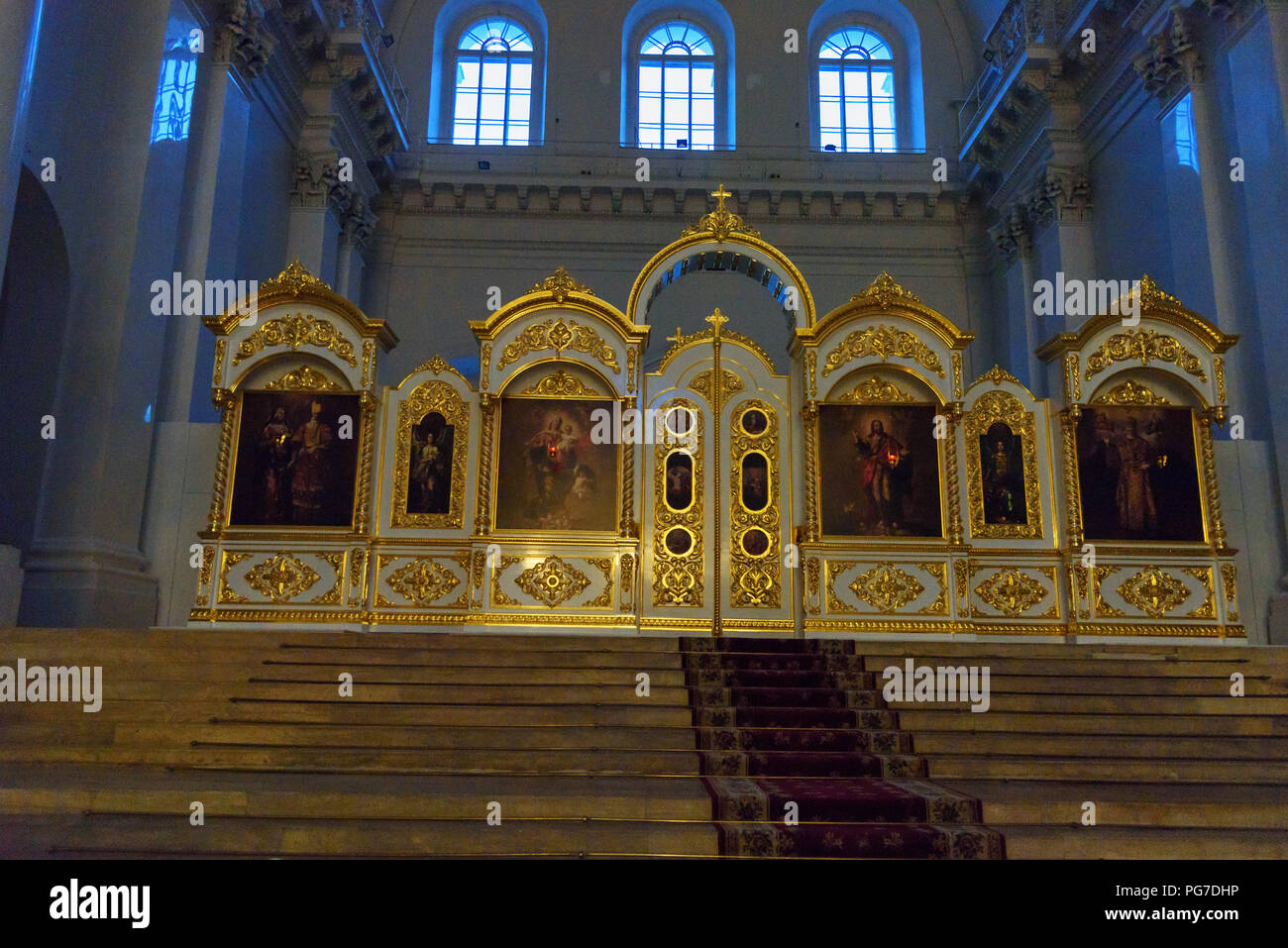 Saint Petersburg, Russia - January 5, 2018: Interior of Smolny ...