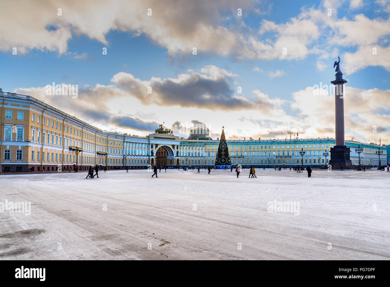 General staff building in st hi-res stock photography and images - Alamy
