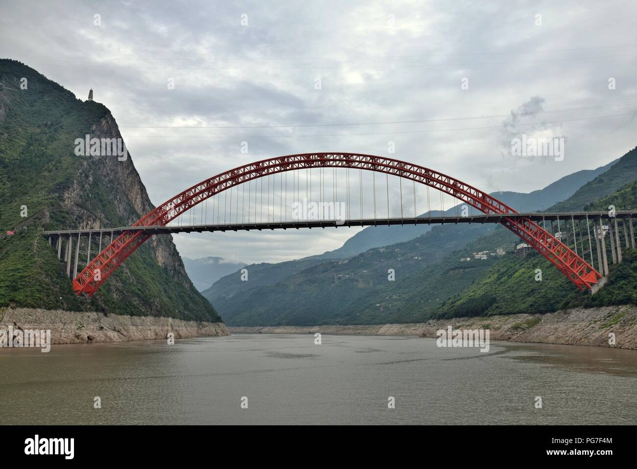 The Wushan Yangtze River Bridge in the Three Gorges of Chongqing in ...