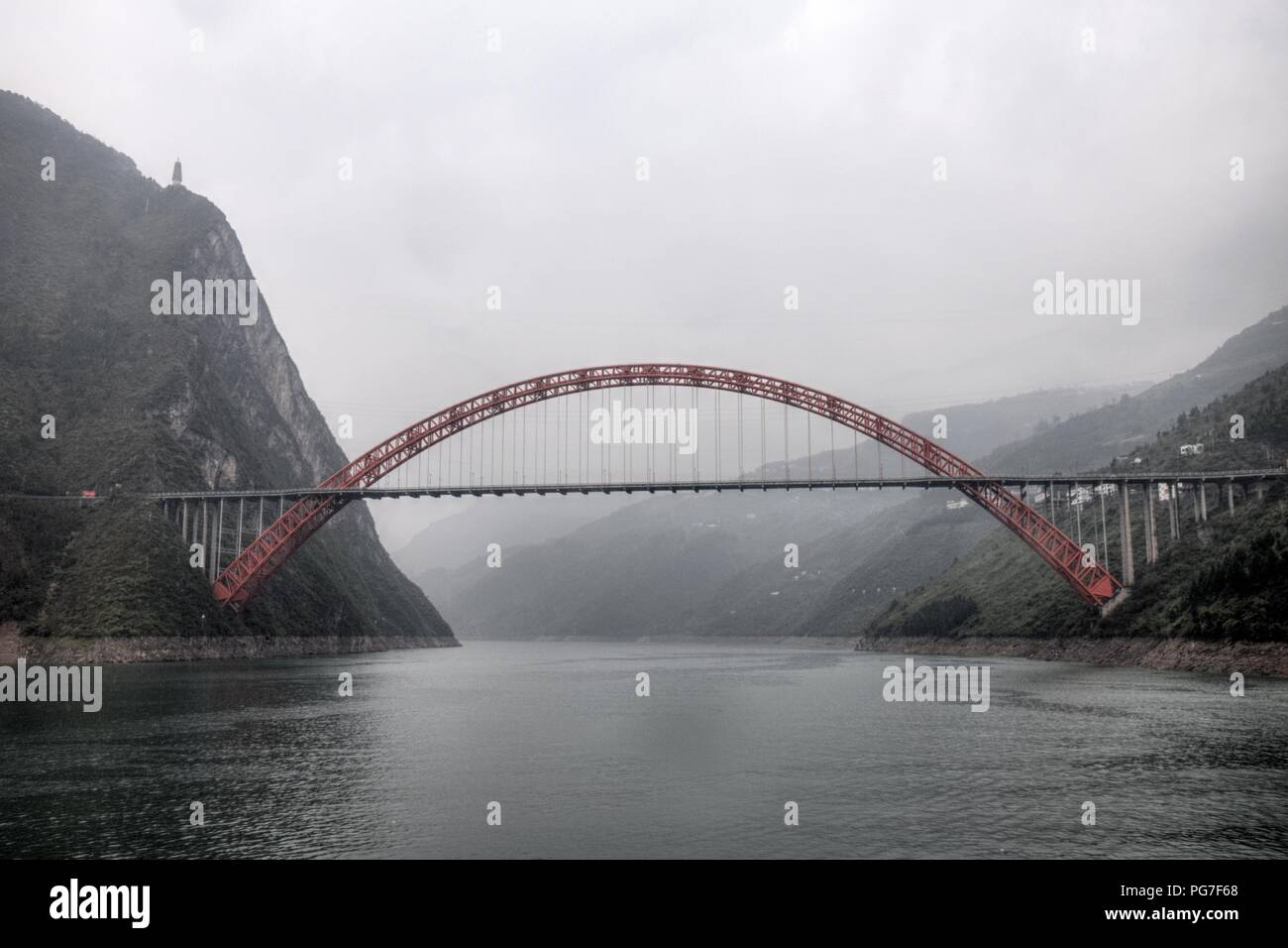 The Wushan Yangtze River Bridge in the Three Gorges of Chongqing in ...