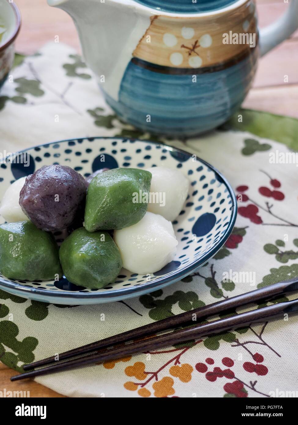 Korean food Songpyeon, half-moon-shaped rice cake Stock Photo - Alamy