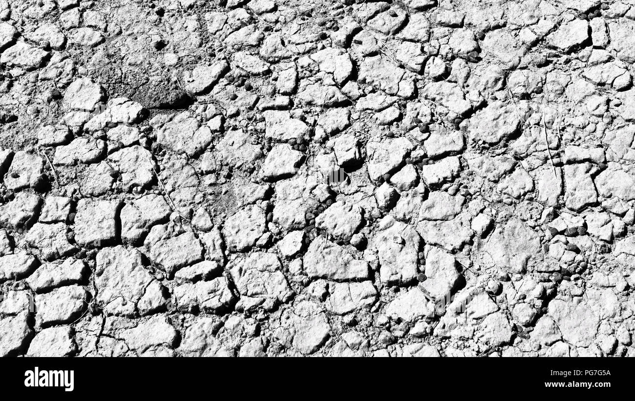 Scorched earth hi-res stock photography and images - Alamy