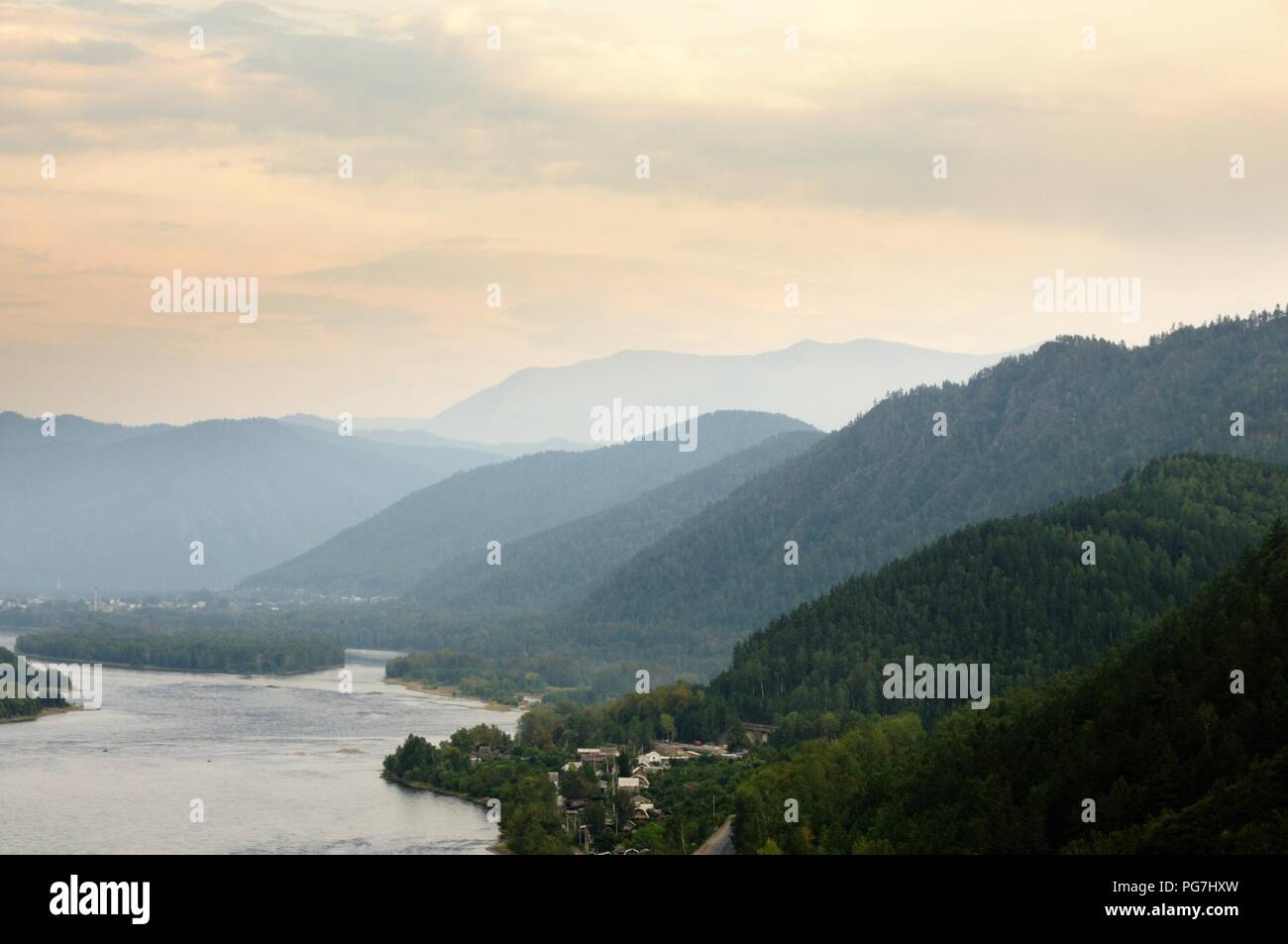 Siberia taiga river hi-res stock photography and images - Alamy