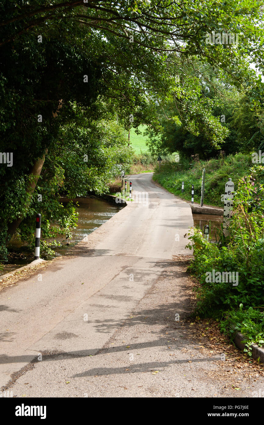 Irish Bridge High Resolution Stock Photography and Images - Alamy
