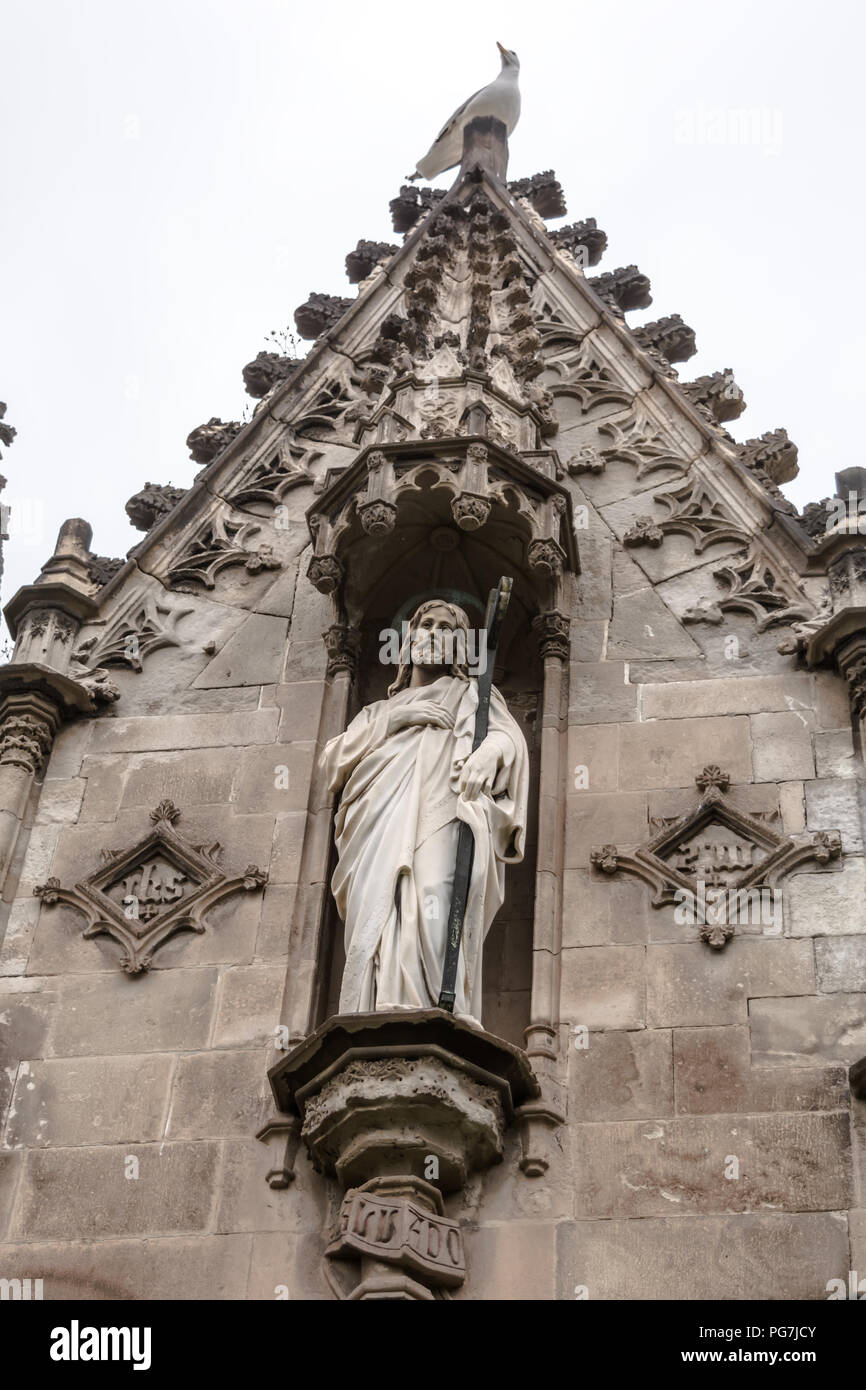 Macabre sculpture hi-res stock photography and images - Alamy