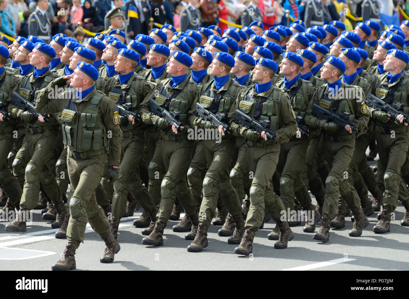 Ukrainian National guards marching on a square during military parade ...