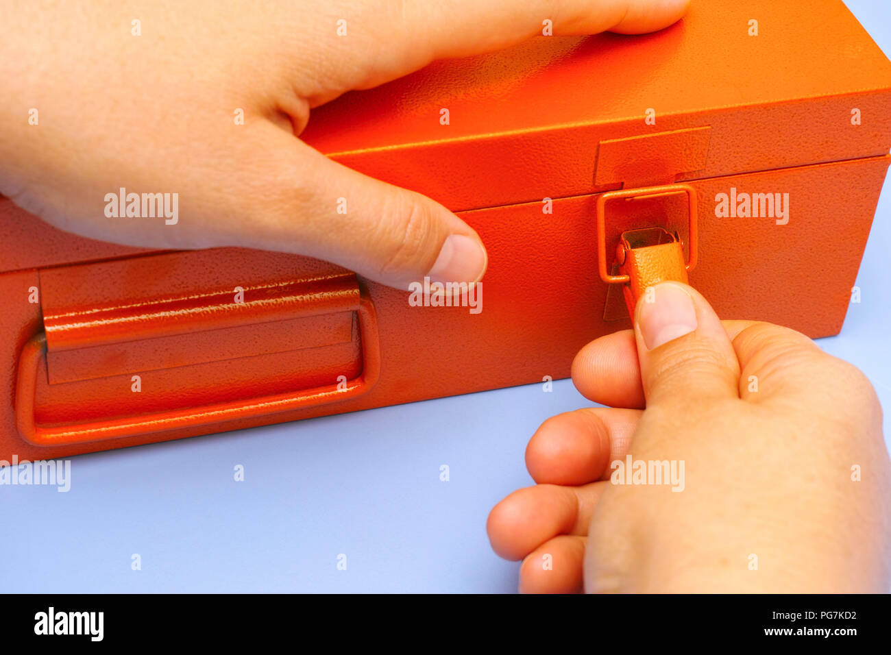 Hands lock hi-res stock photography and images - Alamy