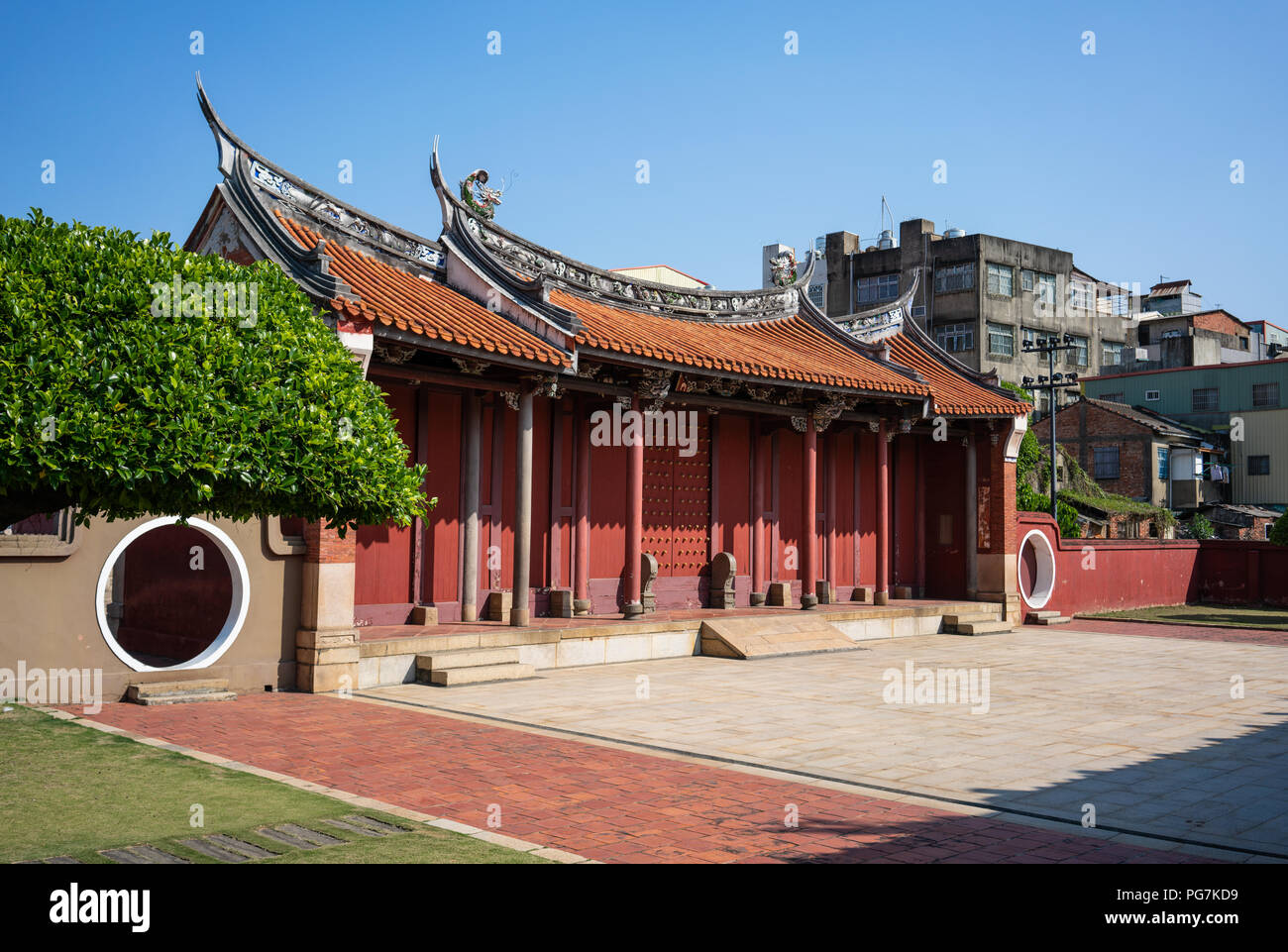 Exterior view of Changhua Temple of Confucius in Taiwan Stock Photo - Alamy
